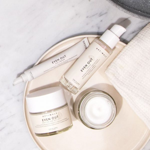 Even Out Optimals - Reduzir e Prevenir as Manchas do Rosto