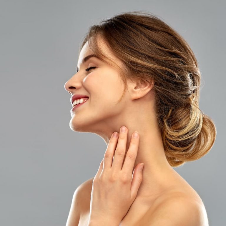 10 Formas de Cuidar da Pele do Pescoço e Decote - Oribeleza